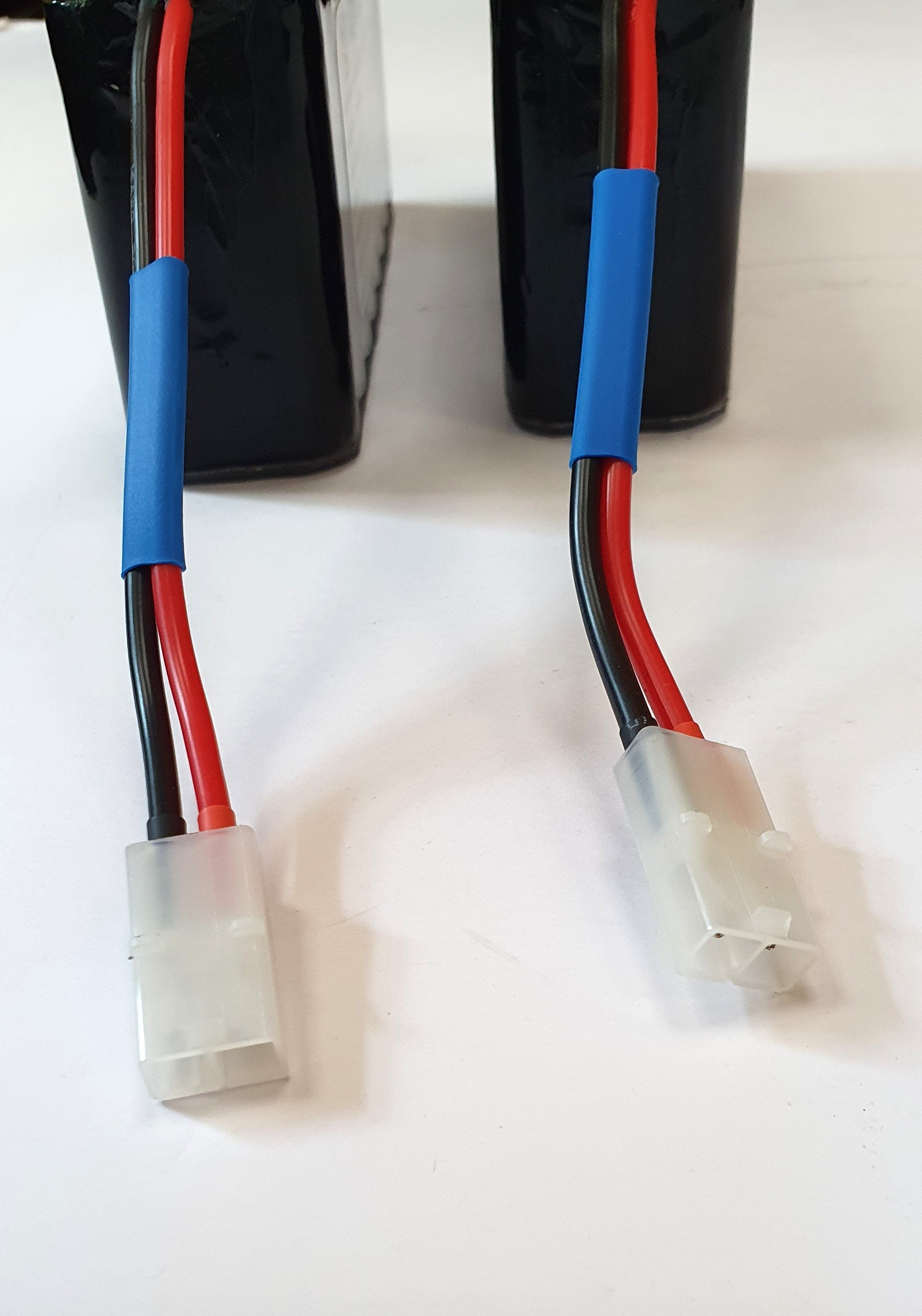 NEW Microcat MK1/MK2 Angling Technics bait boat - Li-ion battery packs ...